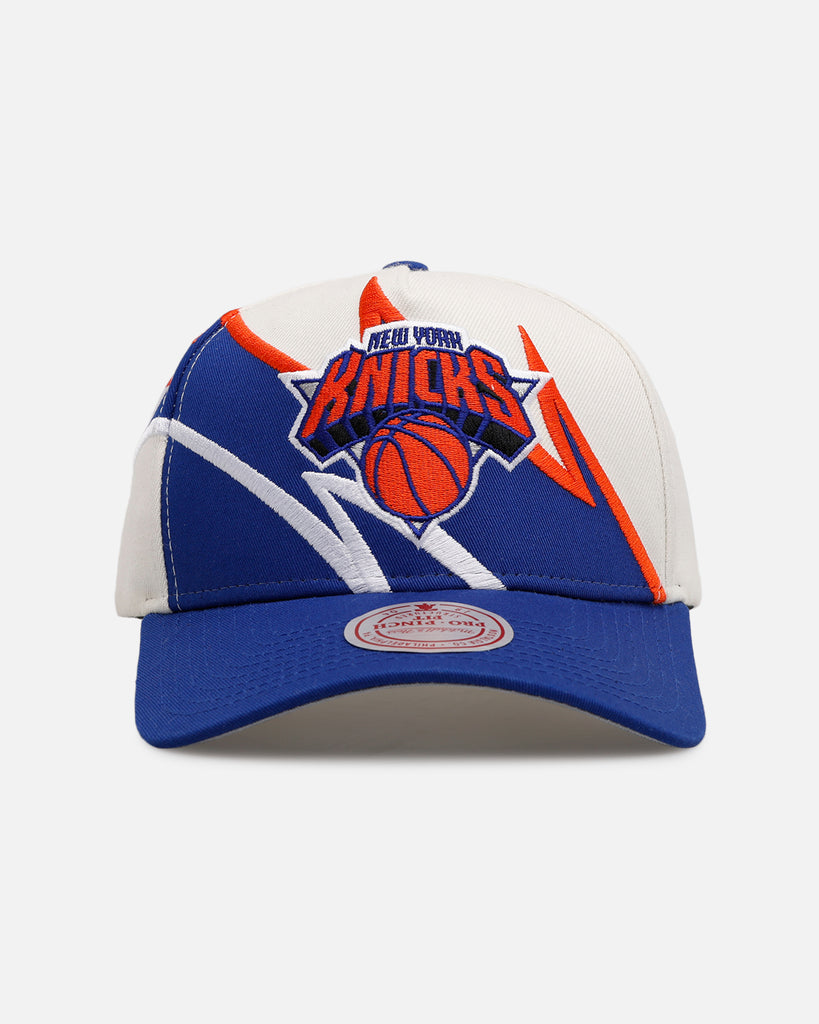 Mitchell & Ness New York Knicks 'Shark Tooth' Pro Pinch Snapback Cream ...
