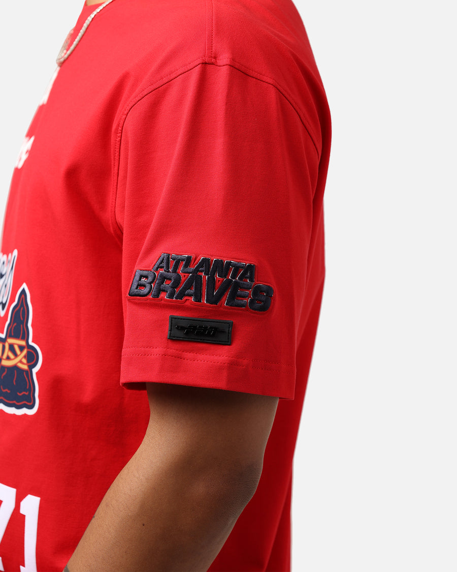 Pro Standard Atlanta Braves Fast Lane SJ T-Shirt Red | Culture Kings US