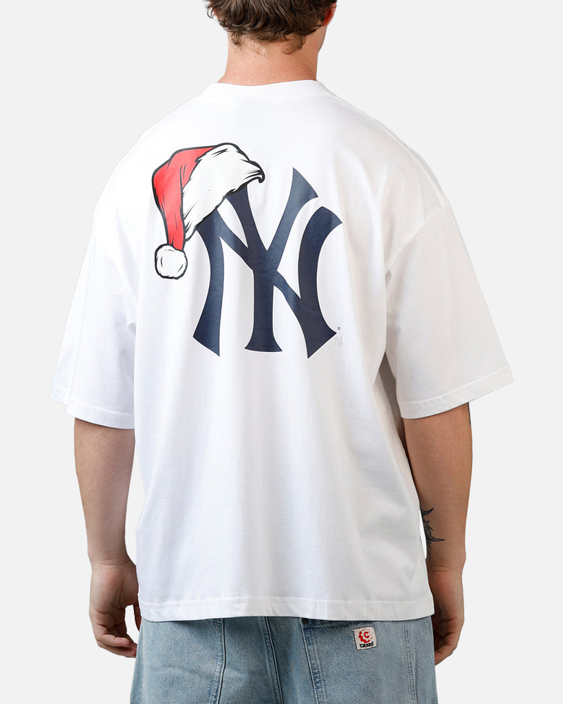 New Era New York Yankees 'All I Want For Christmas' Santa T-Shirt Whit ...