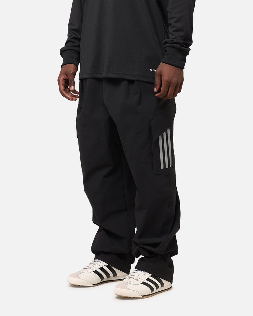 adidas x Mercedes-AMG PETRONAS Formula One F1 2025 Mechanics Joggers B ...