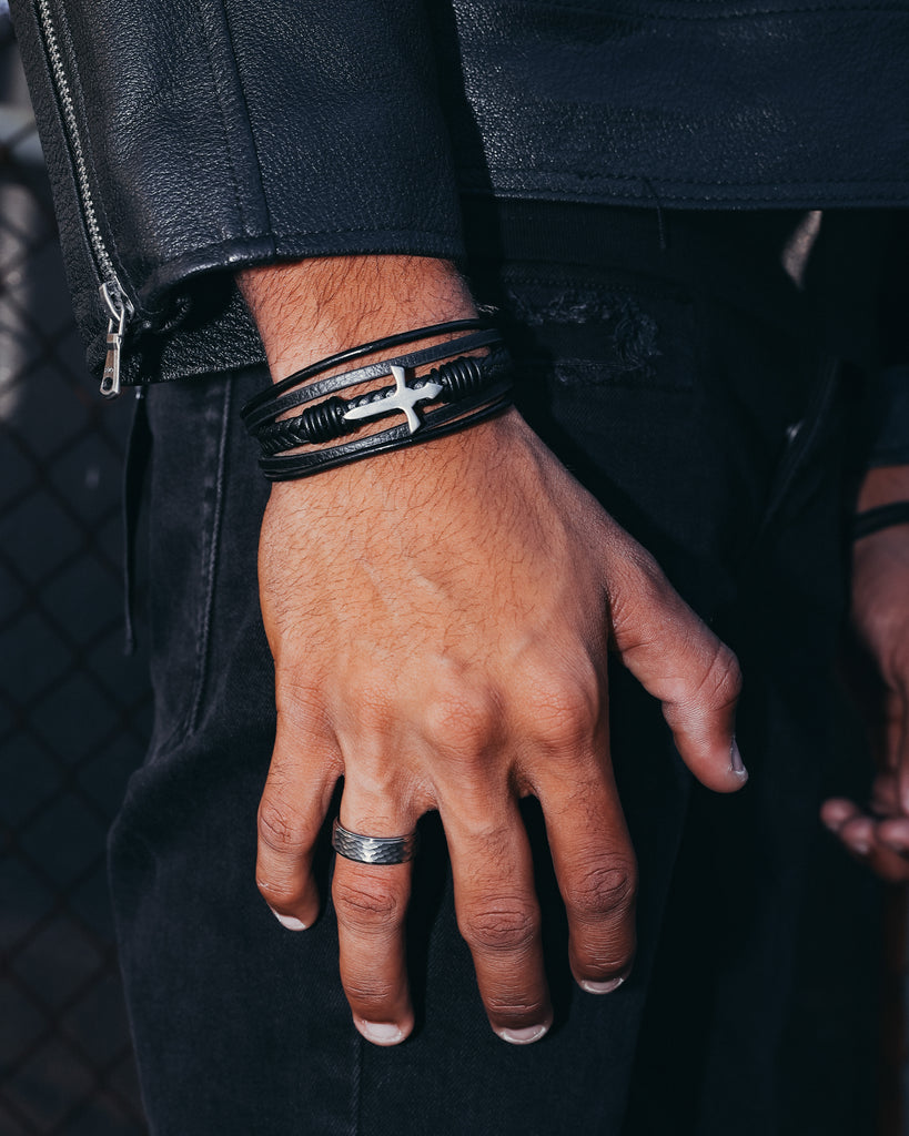 Saint Morta Leather Corium Bracelet Black | Culture Kings US