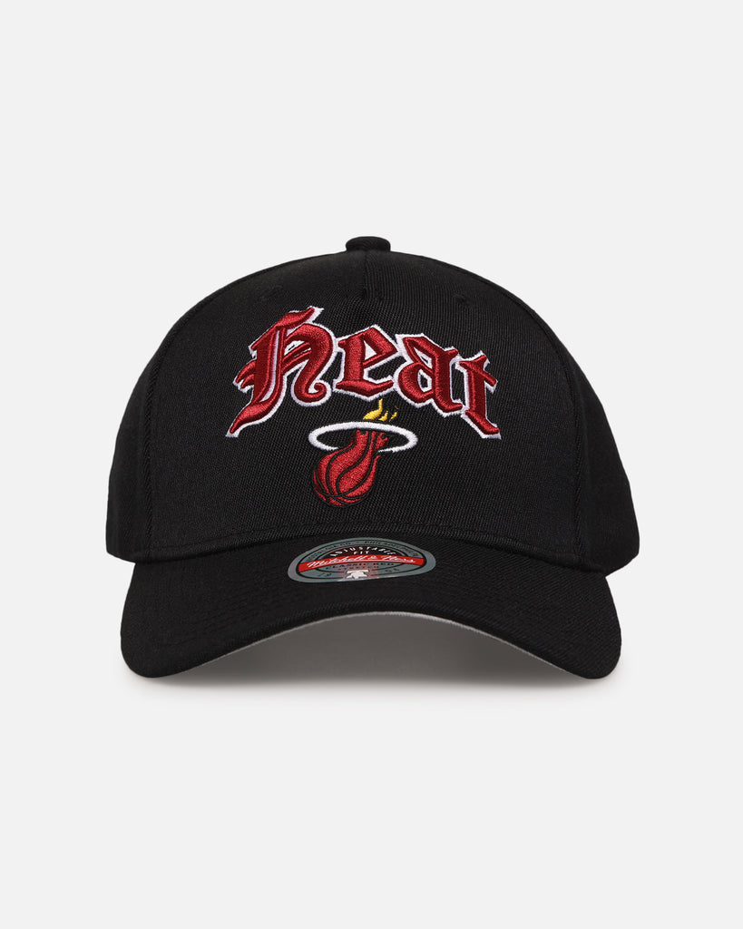 Mitchell & Ness Miami Heat 'Old English Classic' MVP Snapback Black ...